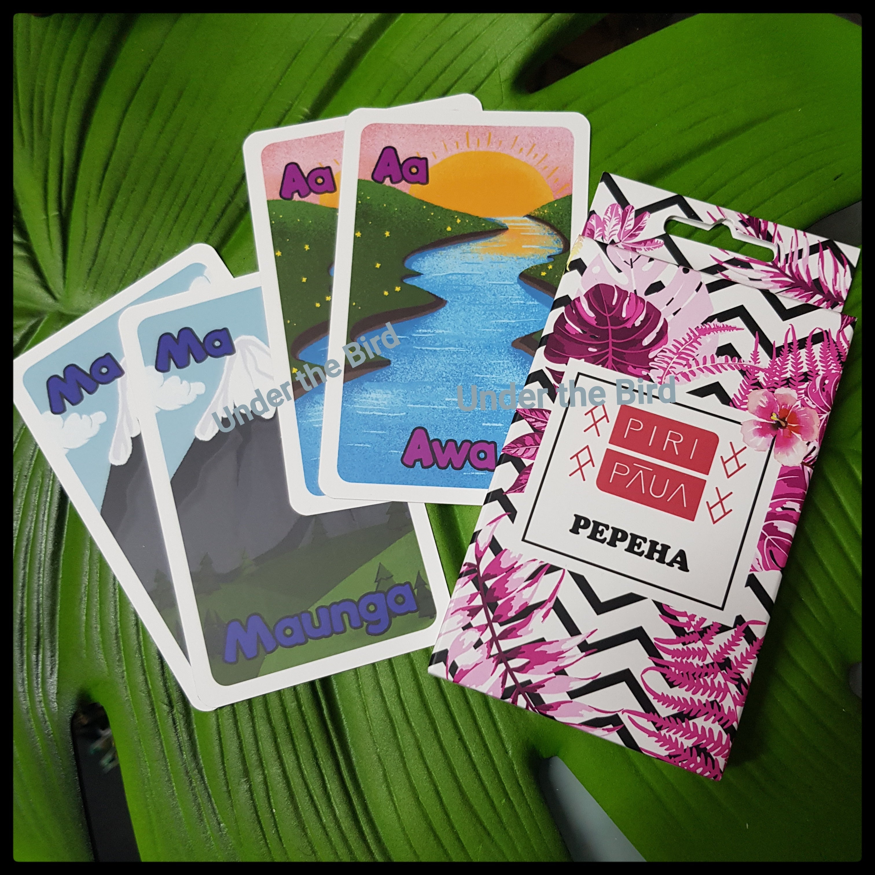 PIRI PĀUA: TE REO MAORI Flash Cards – Under The Bird